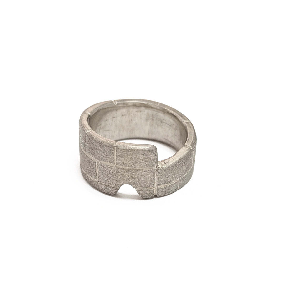 Igloo Ring by Mathew Nuqingaq — Craft Ontario